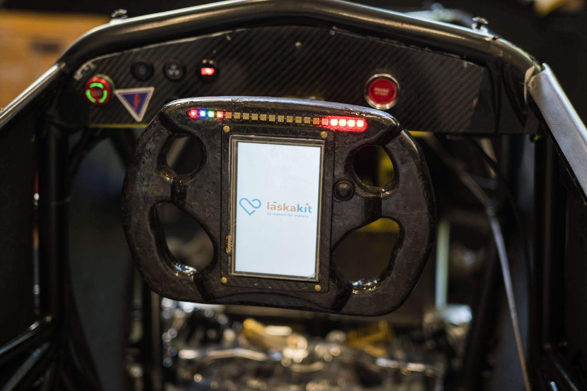 Díky Láska kit pilot vidí, co se děje. - CULS Racing